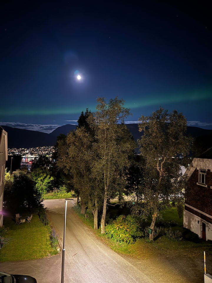 Flott Leilighet Med Praktfull Beliggenhet - Tromsø
