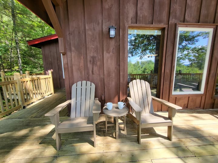 Scenic Point: Contemporary Adk Chalet + Trails! - Adirondack Mountains