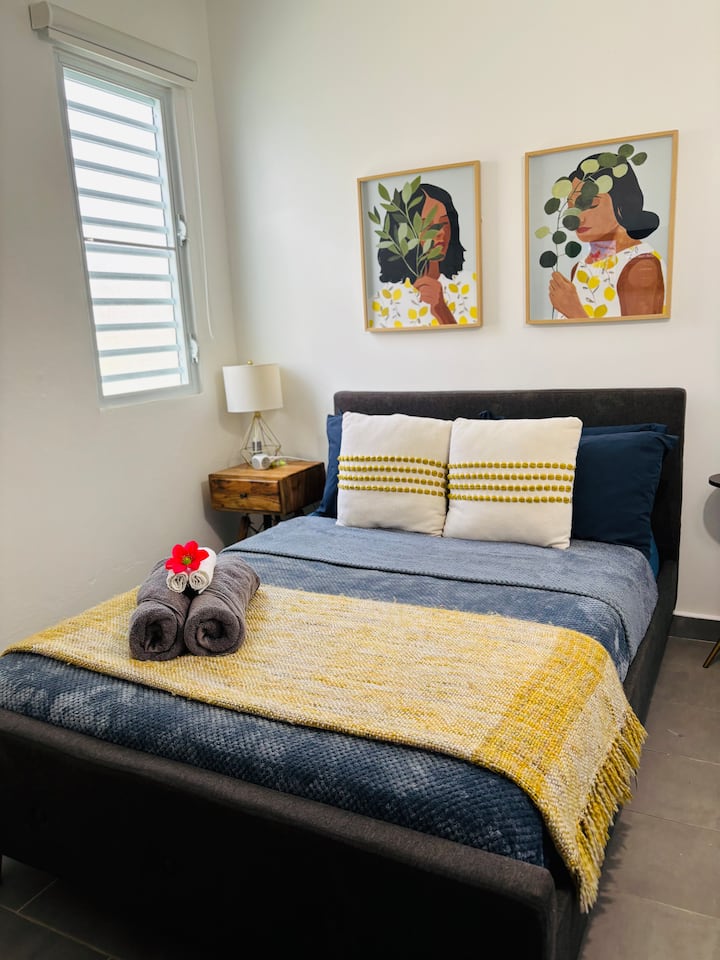 Casita Amapola Unit A | 2 Bedrooms | Airport - Puerto Rico