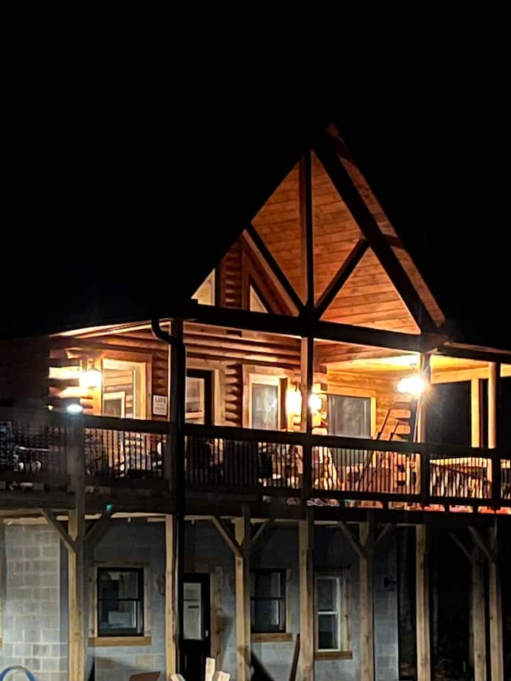 Firefly Lodge—mountain Log Cabin - Maggie Valley, NC