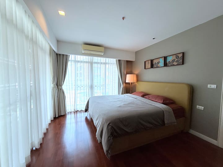 Condo In Hua Hin With Beachfront View - Hua Hin