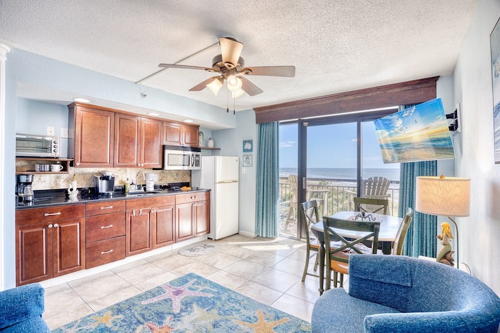 Oceanfront Balcony | Low Floor | Pools | Hot Tub - North Myrtle Beach, SC