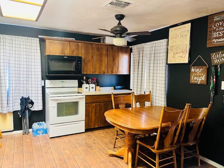 Home In The Heart Of Wickenburg - Wickenburg, AZ