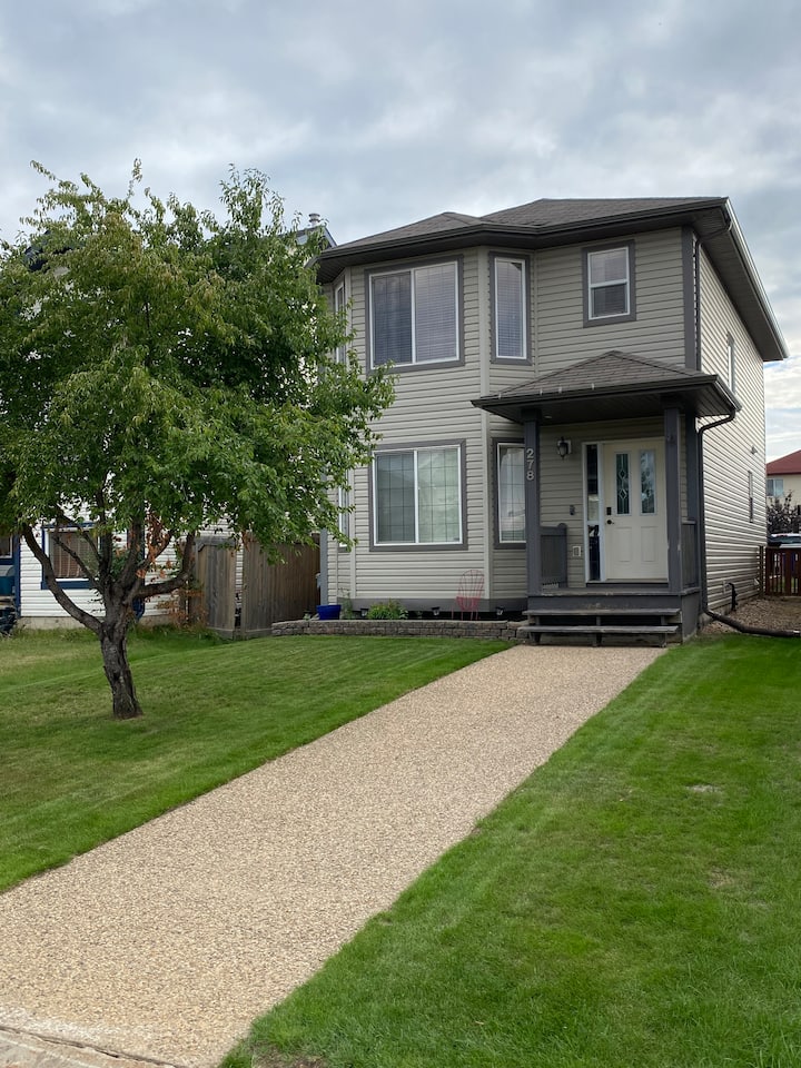 Whole House 2 Yourself - Fort McMurray
