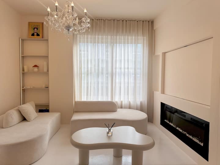 Le Petite Miami - South Beach, FL