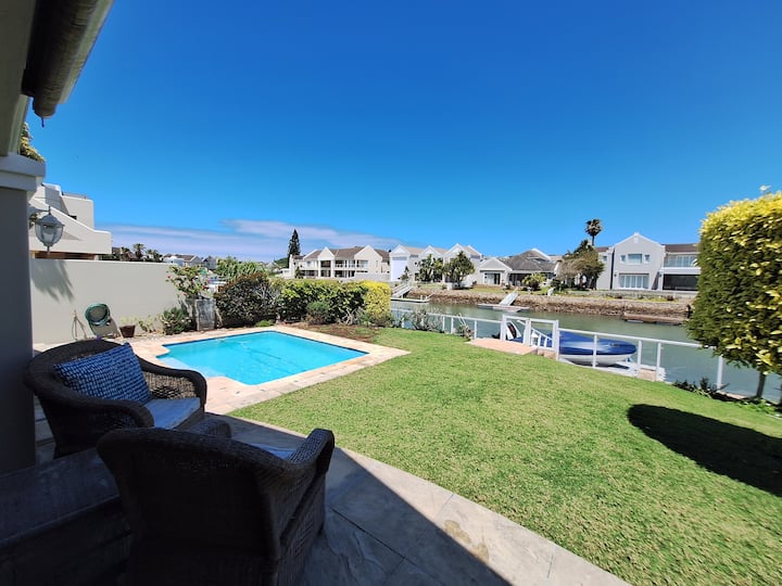 Marina Manor | Solar Powered - Port Alfred