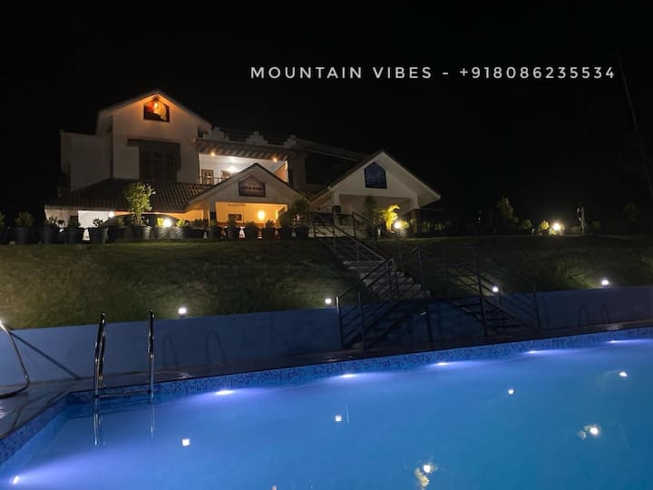 This Is 8 Bedroom Private Villa - Wayanad