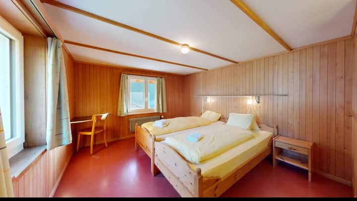 Zauberhafte Ort Und Zimmer. - Innertkirchen