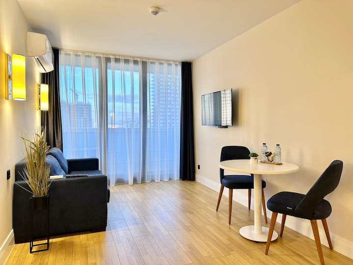 2-х комнатный апарт с шикарным видом на море - Batumi