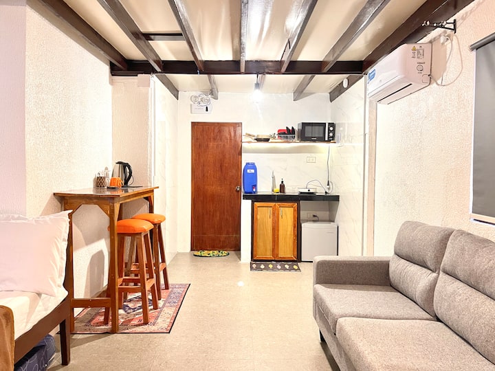 Studio Balcony With Bat Views Nearby Island Tours - Puerto Galera