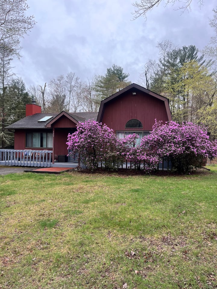 Catskills Barn House @ Smallwood - Bethel, NY