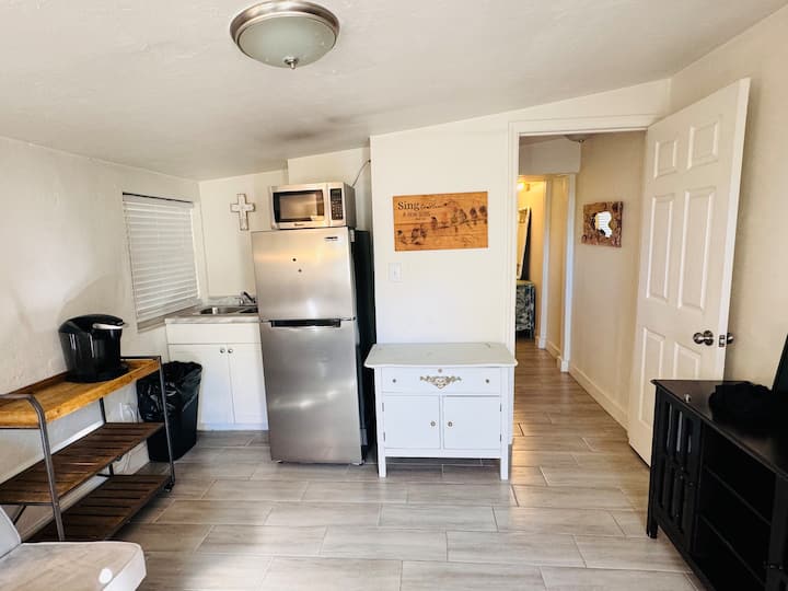 Charming Guesthouse - Fort Myers