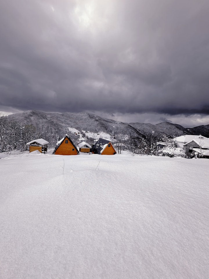 Dağanın Kalbinde Jakuzili Bungalov | Meg Bungalov - Turkey