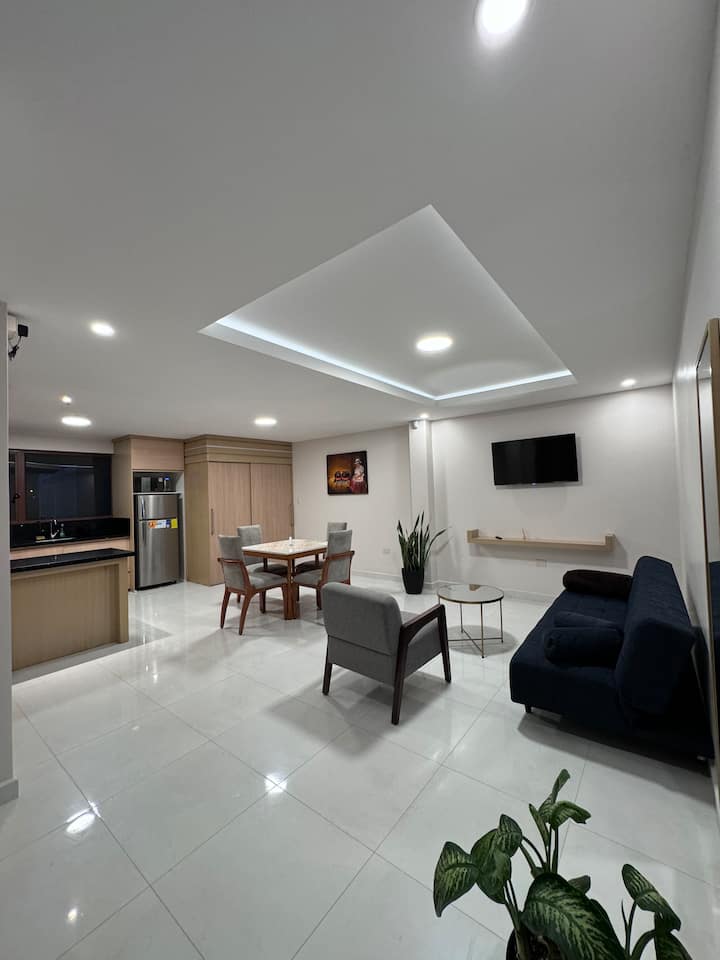 Departamento 3b Moderno En Cuenca - Cuenca