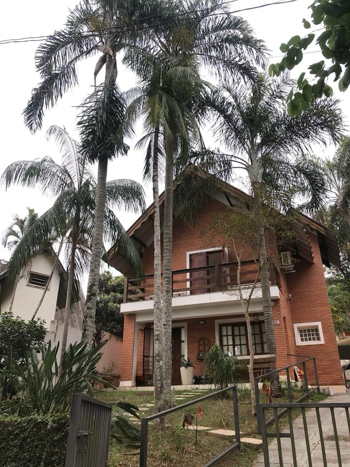 Chalé Das Flores - Águas de São Pedro