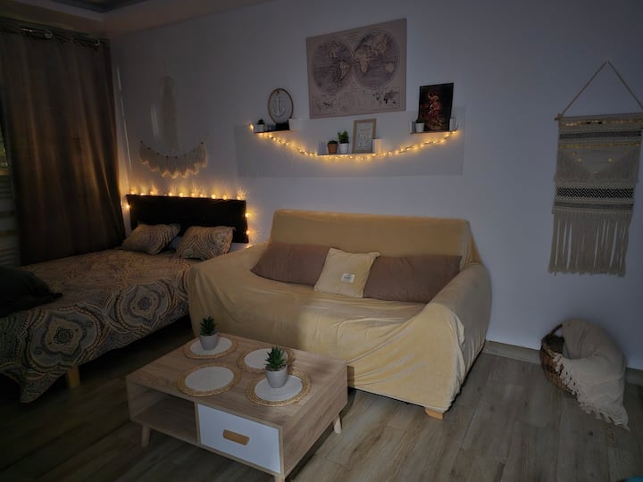 Charmant Studio Vue Mer - Annaba