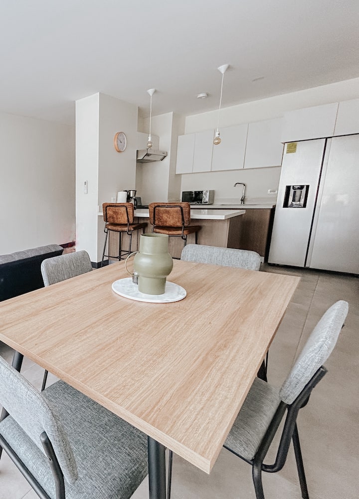 Condo Apt - New - Super Host Parking & Security - Alajuela