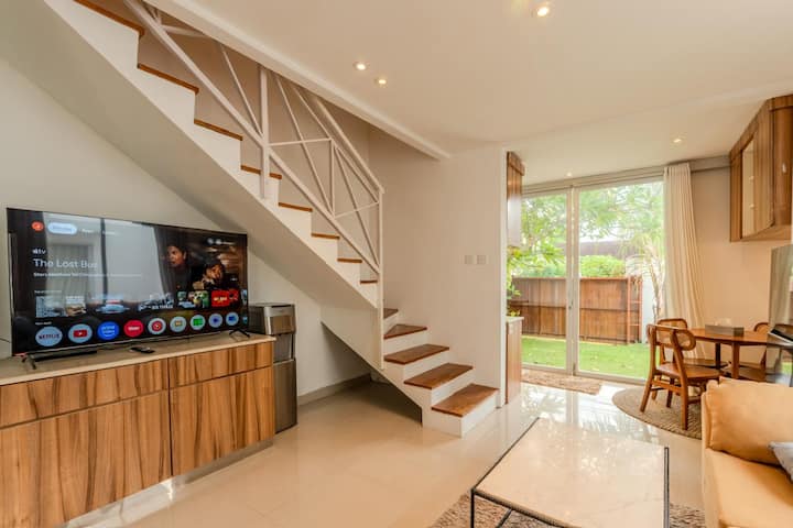 Cozy 3br Villa Lagita W/shared Pool Superfast Wifi - Australia