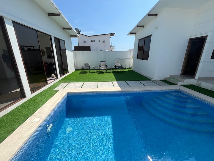 Casa En Urbanización Cumbres De Ayangue - Ayangue