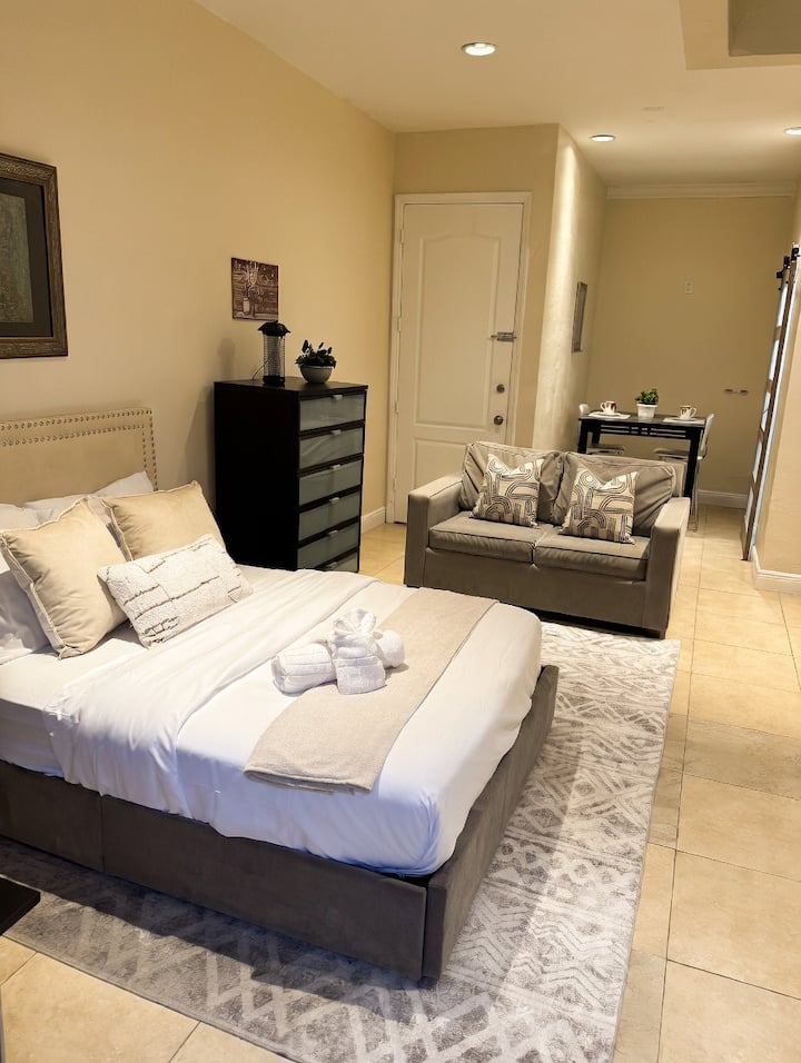 Cozy Studio In West Kendall - Zoo Miami, Miami