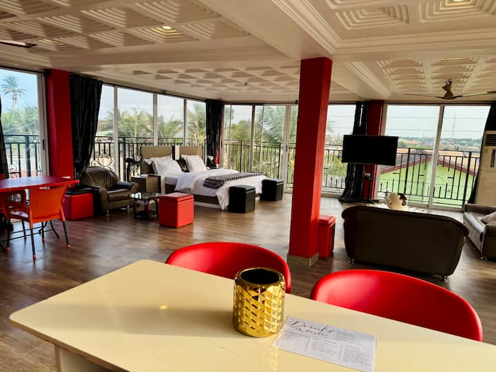 Luxury Penthouse · Gated · 15 Min Airport Spintex - Ghana