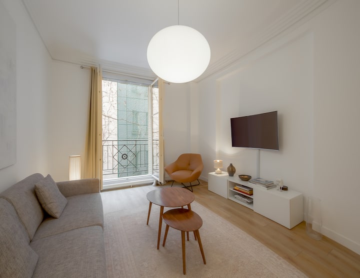 Appartement Luxe Près Champs-élysées - Paris