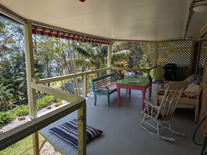 Lakeside Wooloweyah Home (Pet And Family Friendly) - Yamba