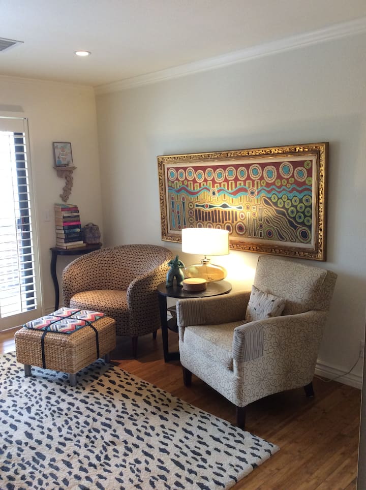 Great Location. Near Everything - Sandy, UT