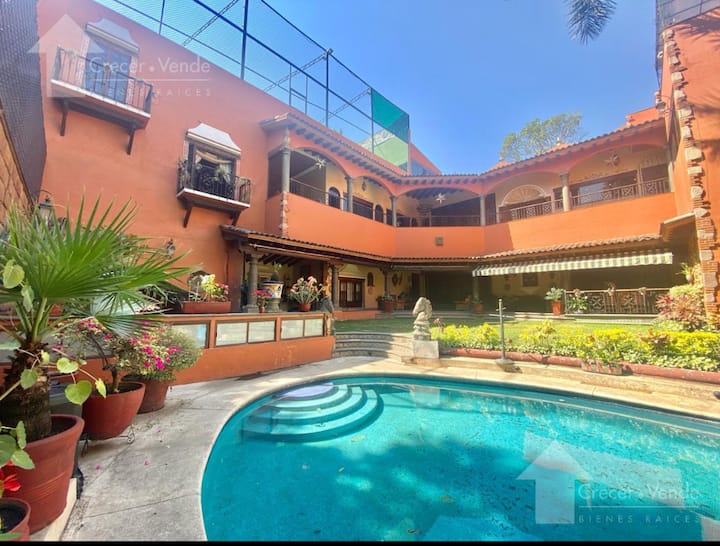 Magnífica Propiedad En Acapatzingo Cuernavaca - Cuernavaca