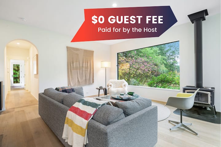 Modern Craftsman Near Skagit River | Views + Firep - Rasar State Park, Concrete