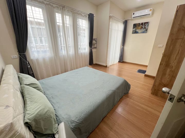 Pattaya 4bedroom House Villa@convenience&92 - Pattaya