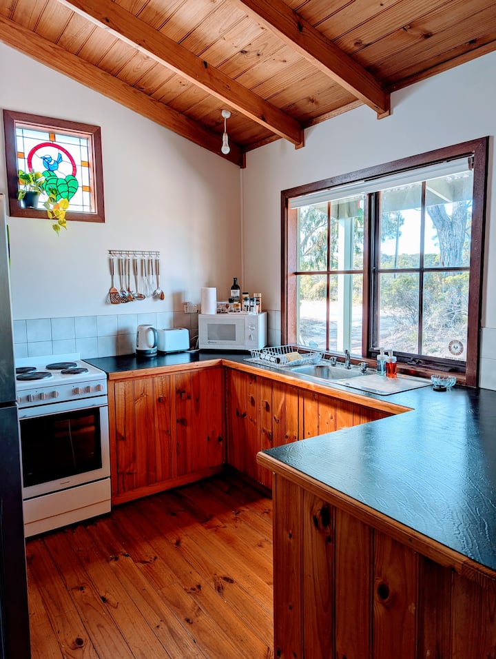 Nature's Embrace | The Blue Wren Cabin - Kangaroo Island