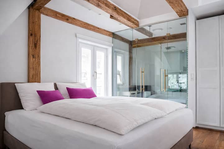 Urban Luxury Mit Balkon Und Blick Auf Den Uhrturm - Graz