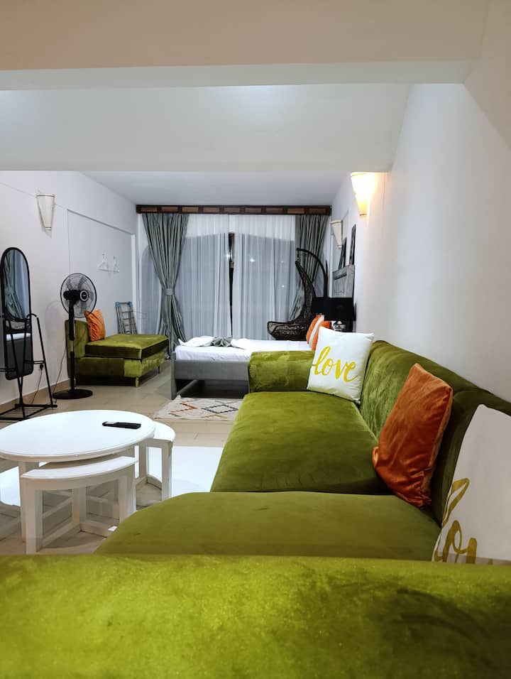 3 Min Walk To The Beach. Honeymooner Paradise - Diani Beach