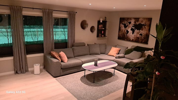 Enebolig Sentralt I Tromsø.med Gratis Parkering. - Tromsø