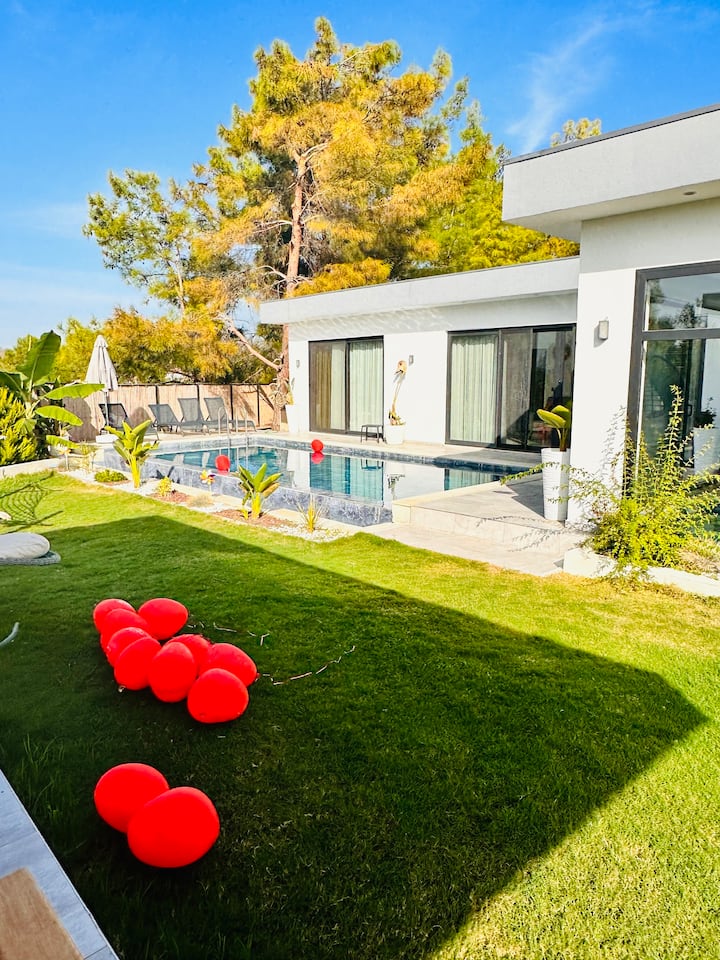 Sıcak Havuzlu Korunaklı Villa - Fethiye