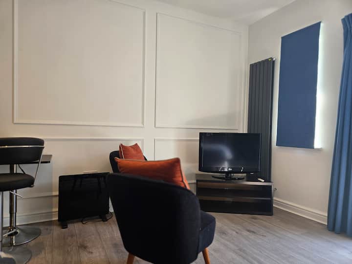 Newly Built Studio Apartment - Stevenage
