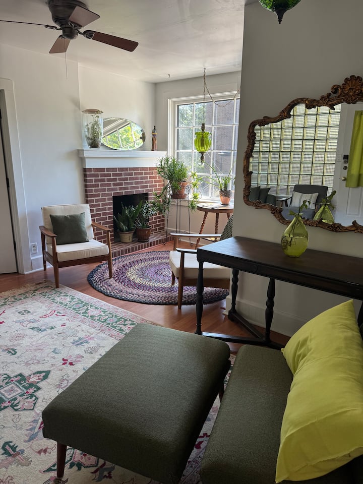 Outdoor Patio On College St. - Iowa City, IA