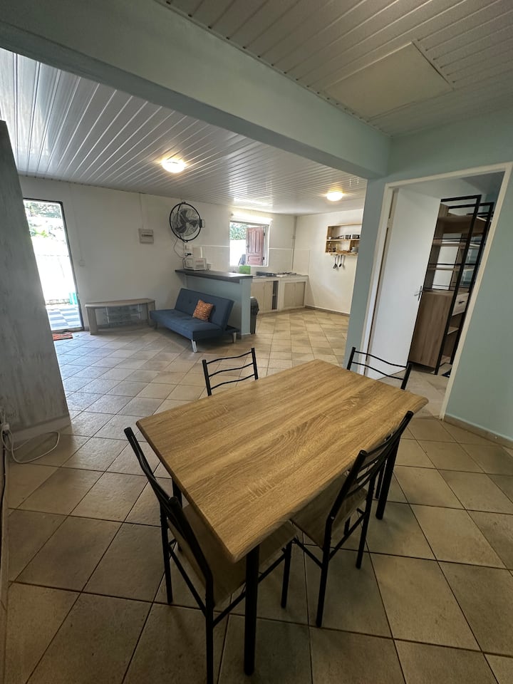 Au Petit Bonheur - Guyane française