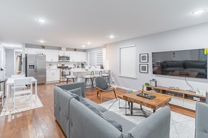 Comfy Unit Loft 15 Min To Ewr - Newark, NJ