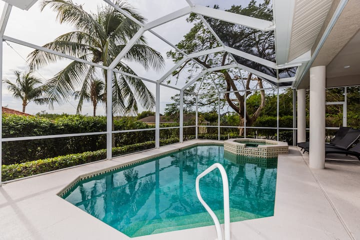 New Listing~luxe 5 Br Beautiful Home W/pool & Spa - Marco Island, FL