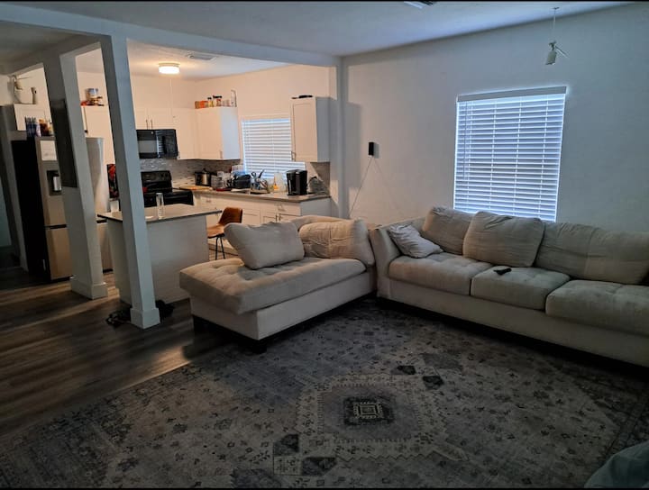 Creative Coliving Shared House - Miami