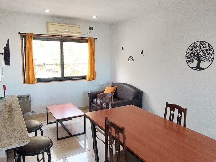 Apartamento Con Dormitorio, Dentro De  La Plata. - La Plata