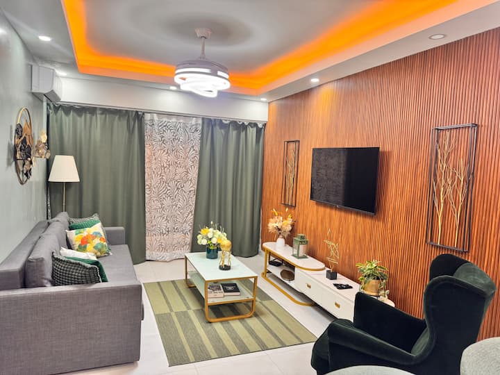 Luxury Apt With Pool  
| Best Location| - Saint-Domingue