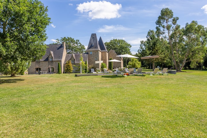 Gîte Le Cèdre 10 Pers Piscine Chauffée - Combourg