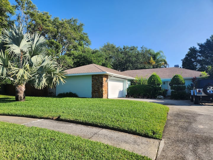 Pool Golf Home Families & Pets Welcome! - Dunedin, FL