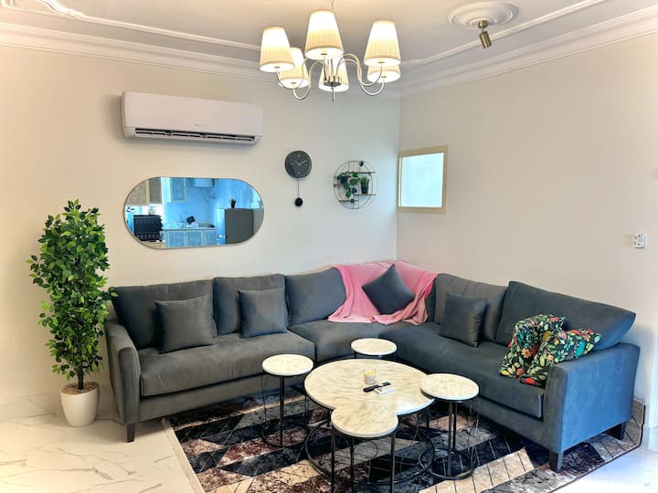شقة رائعة ثلاث غرف في قلب العليا - Dammam