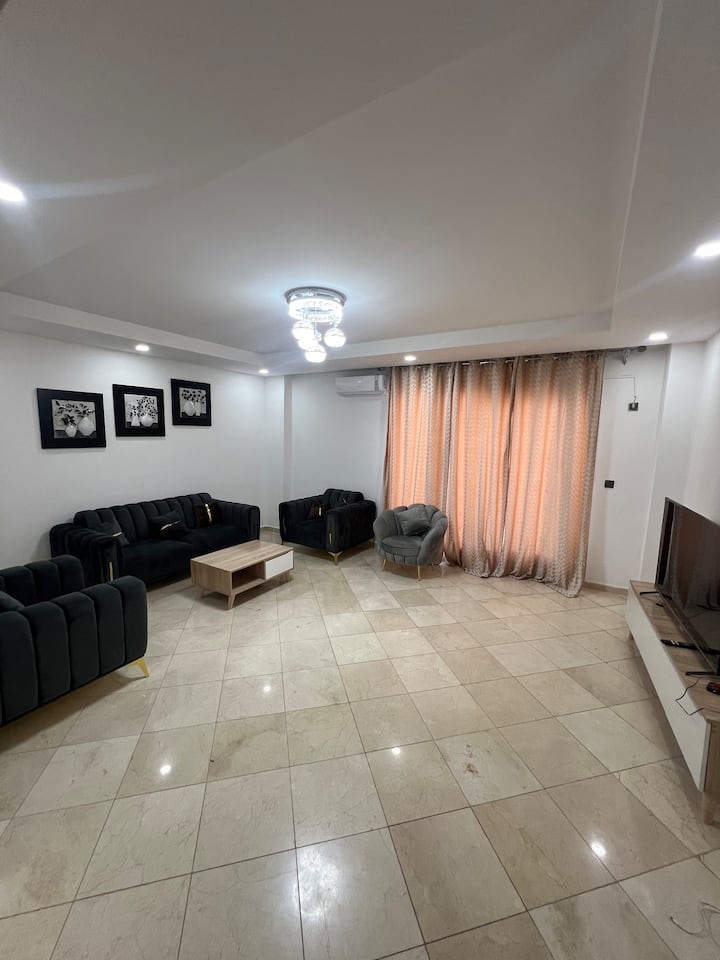 Appartement F3 Propre - Annaba