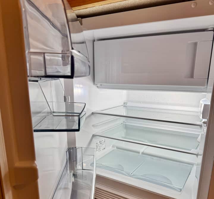 Central Stay: Near Lake & Tram/bus Stop - Zürich