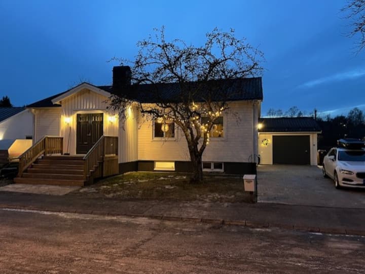 Central Villa Uthyres - Umeå